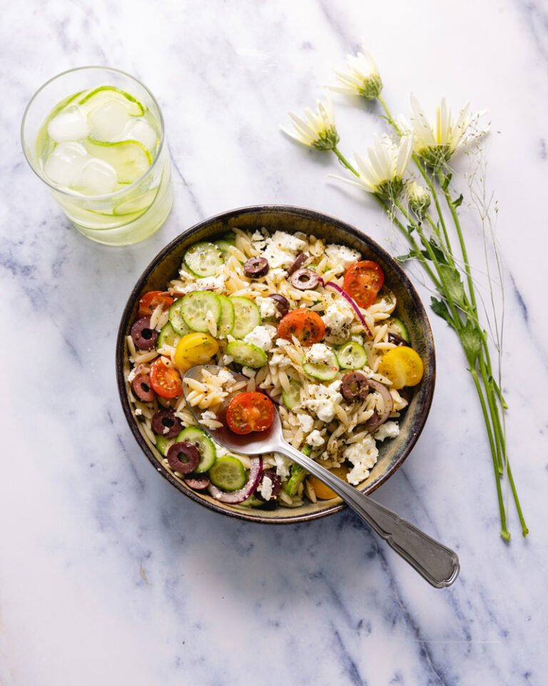 La salade de pâtes à la grecque, un plat estival rafraîchissant et ...