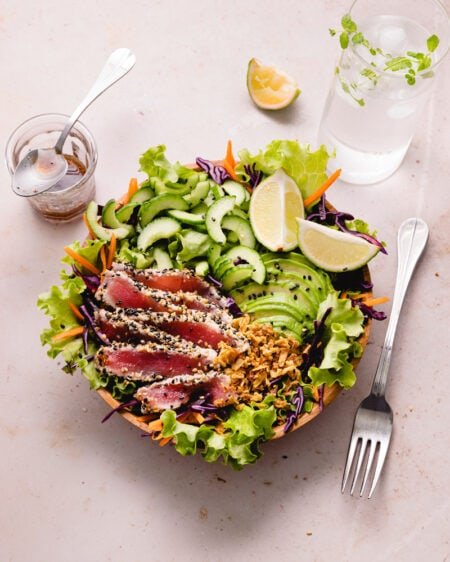 Recette de la Salade Ahi Tuna : Fraîcheur et Saveurs Exotiques | hellonélo