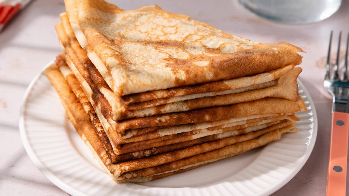Crêpes sucrées bretonnes traditionnelles | hellonélo